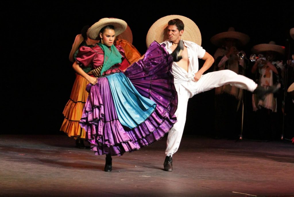 Hispanic Dancers and Choreographers who Changed the Game - CLI Studios