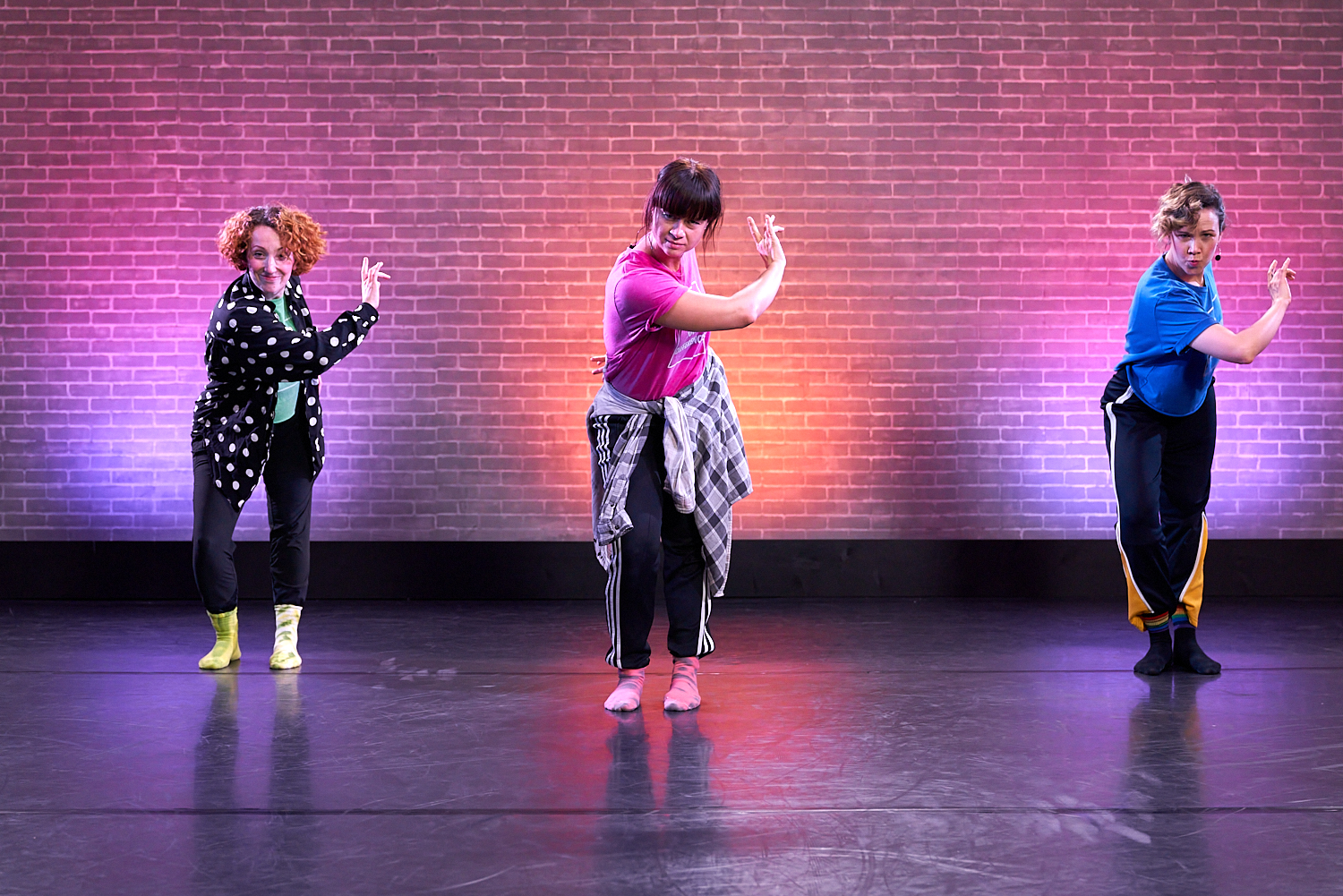 5 Stage Presence Tips With the Seaweed Sisters - CLI Studios